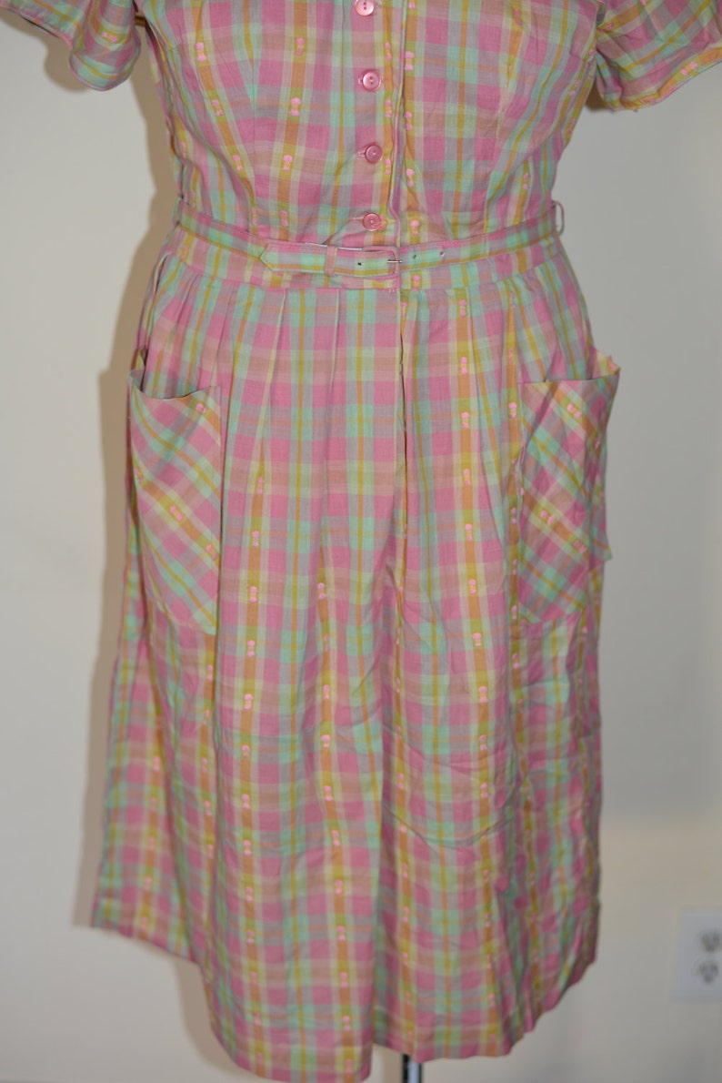 Vintage 1950s Spring Plaid A-line Pleated Housewife Dress With Pockets ...