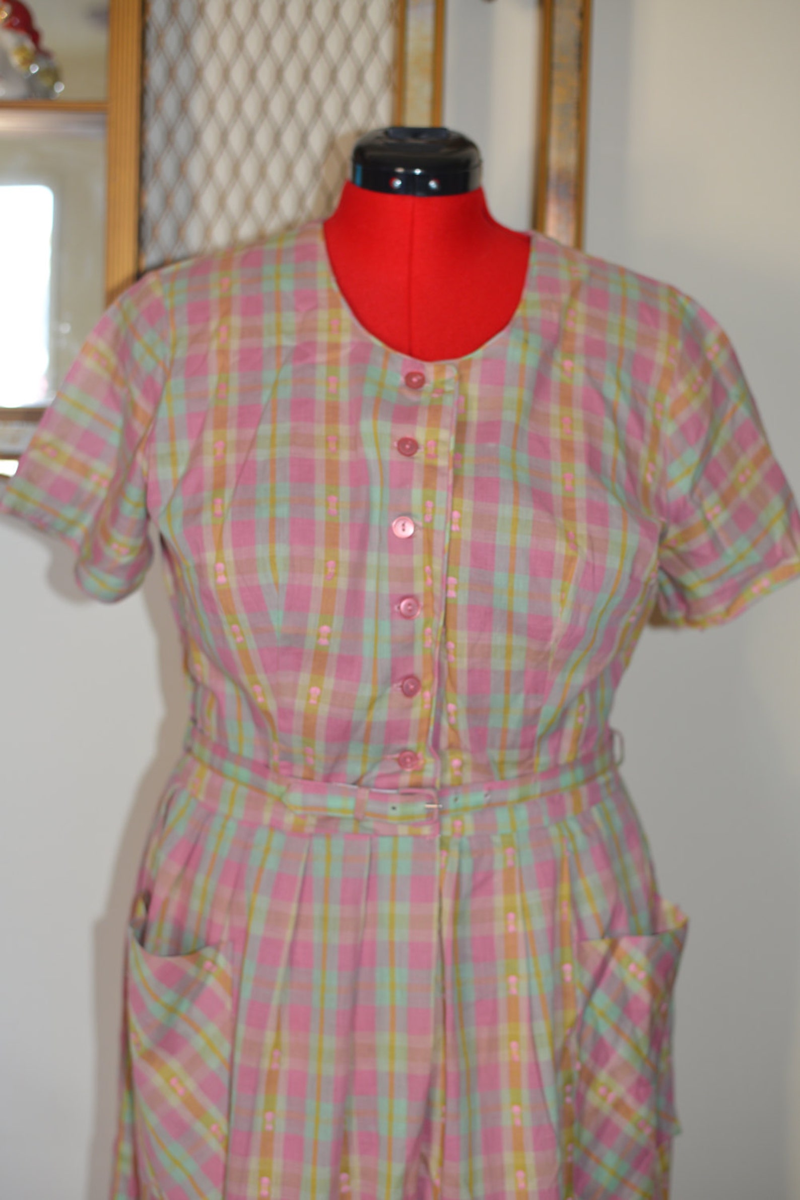 Vintage 1950s Spring Plaid A-line Pleated Housewife Dress With Pockets ...