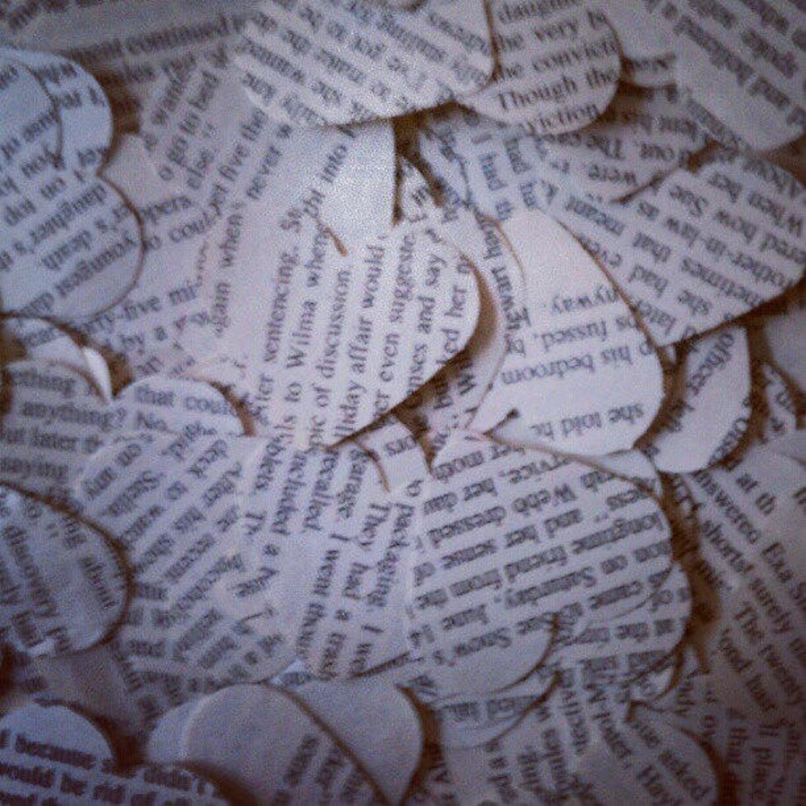 Wedding Confetti Paper Hearts // Book Page Hearts Decor - Etsy