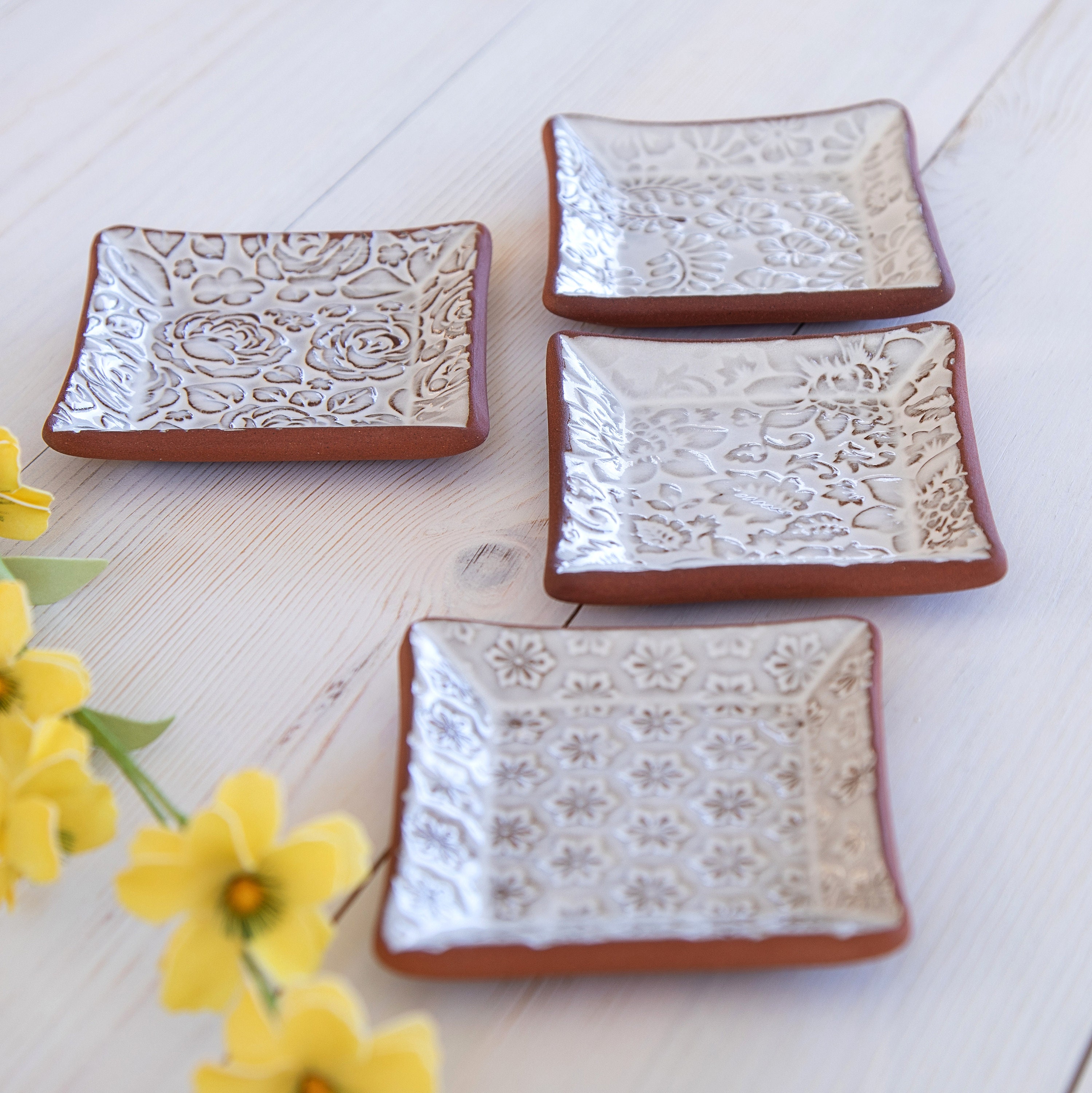 White Hibiscus Tray, Trinket Tray