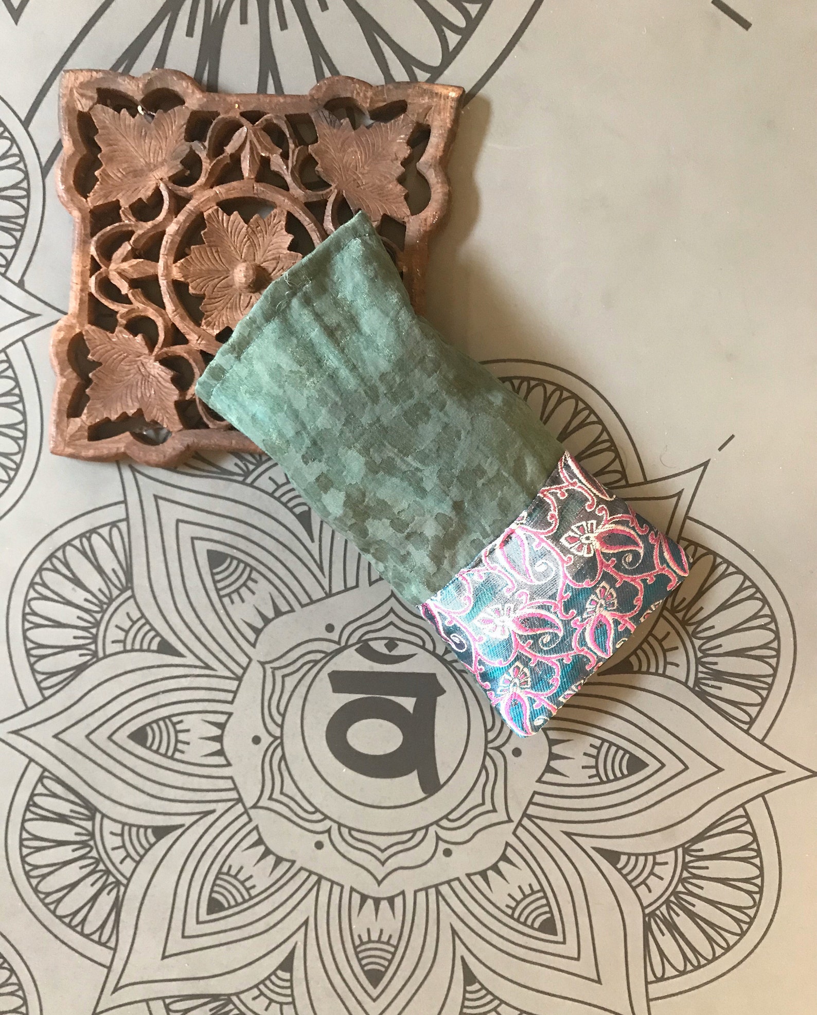 Eye Mask Hand Made for Yoga and Meditation, Filled With Lavender ...