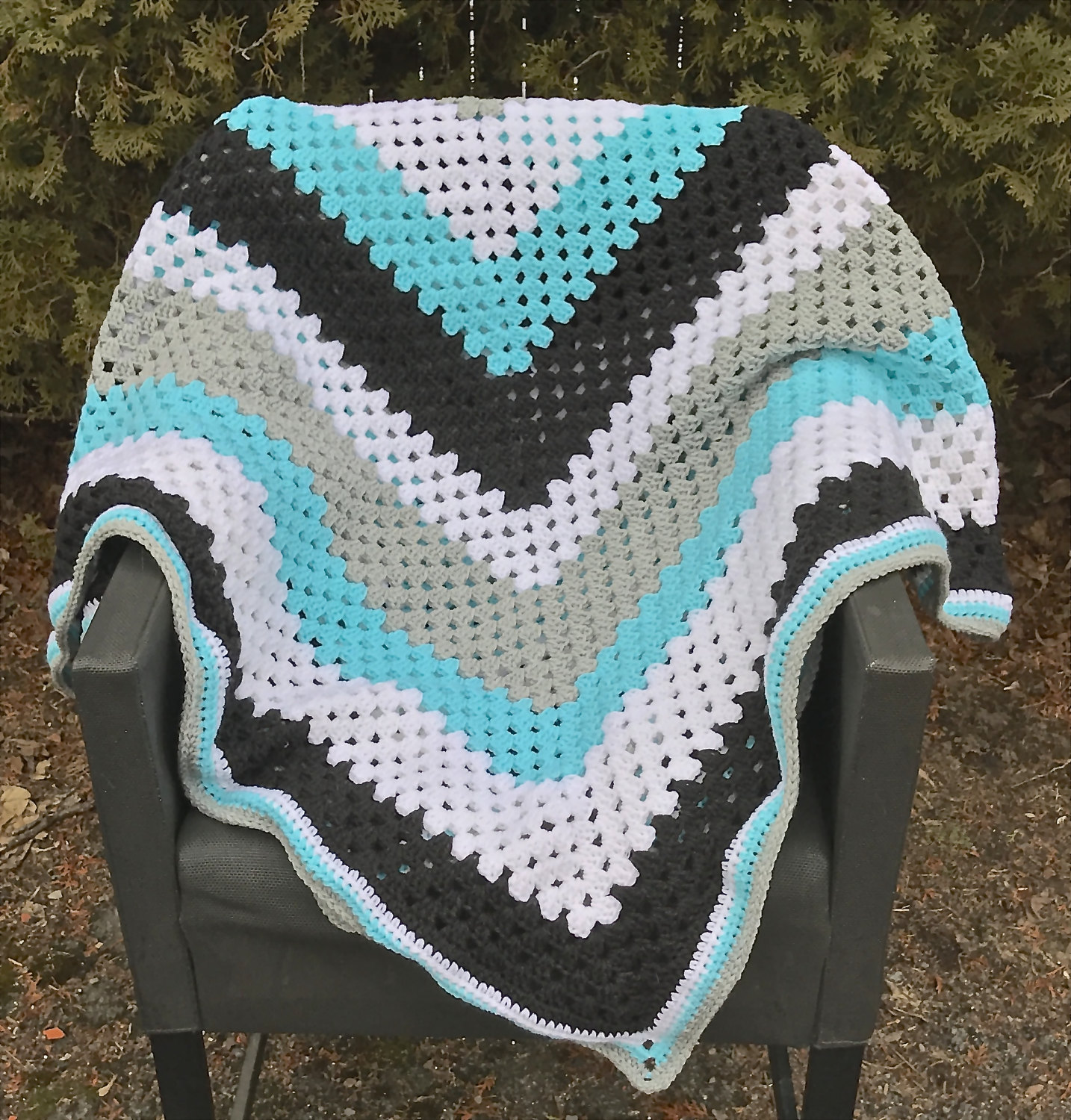 Crochet Pattern Blue White and Grey Striped Giant Granny - Etsy