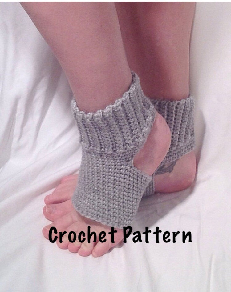 Crochet Pattern Cuffed Crochet Yoga Socks - Etsy