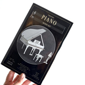 Grand Piano Model Kit, Piano, Bench & Metronome, Scale 18:1, Miniature ...