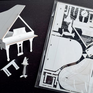 Grand Piano Model Kit, Piano, Bench & Metronome, Scale 18:1, Miniature ...