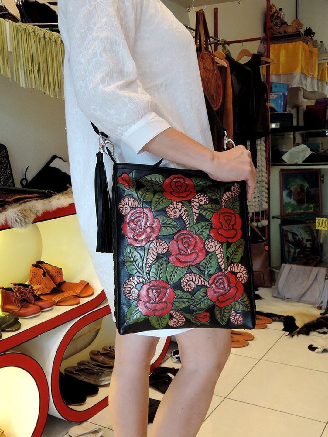 HANDTOOLED LEATHER PURSE in Red Roses, Crossbody Bags for Women, Medium ...