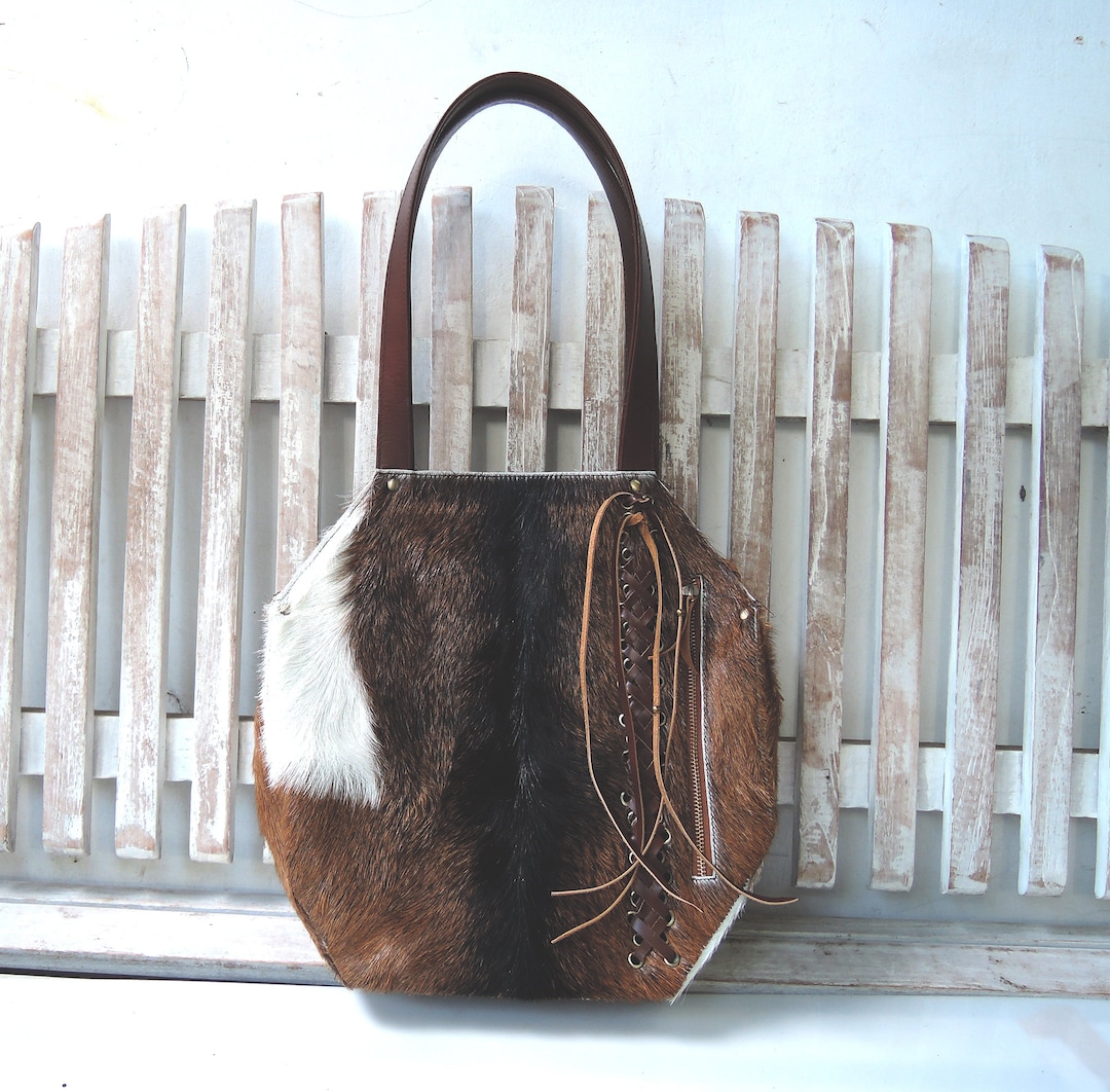 FUR ON LEATHER Shoulder Bag Cow Hide Leather Bag in Hexagon Shape ...