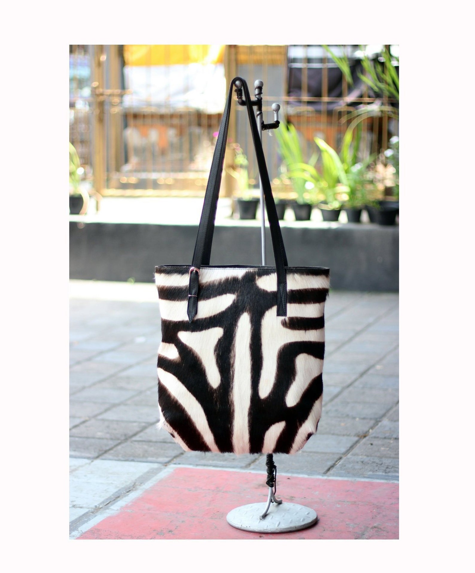 COWHIDE HAIR TOTE Zebra Bag Pony Hair Bag. Black White Hair - Etsy
