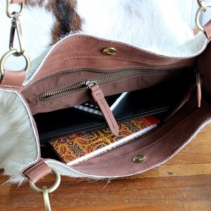 LARGE HIDE HAIR Handbag With Zipper Brown White Hair on Hide Handbag ...