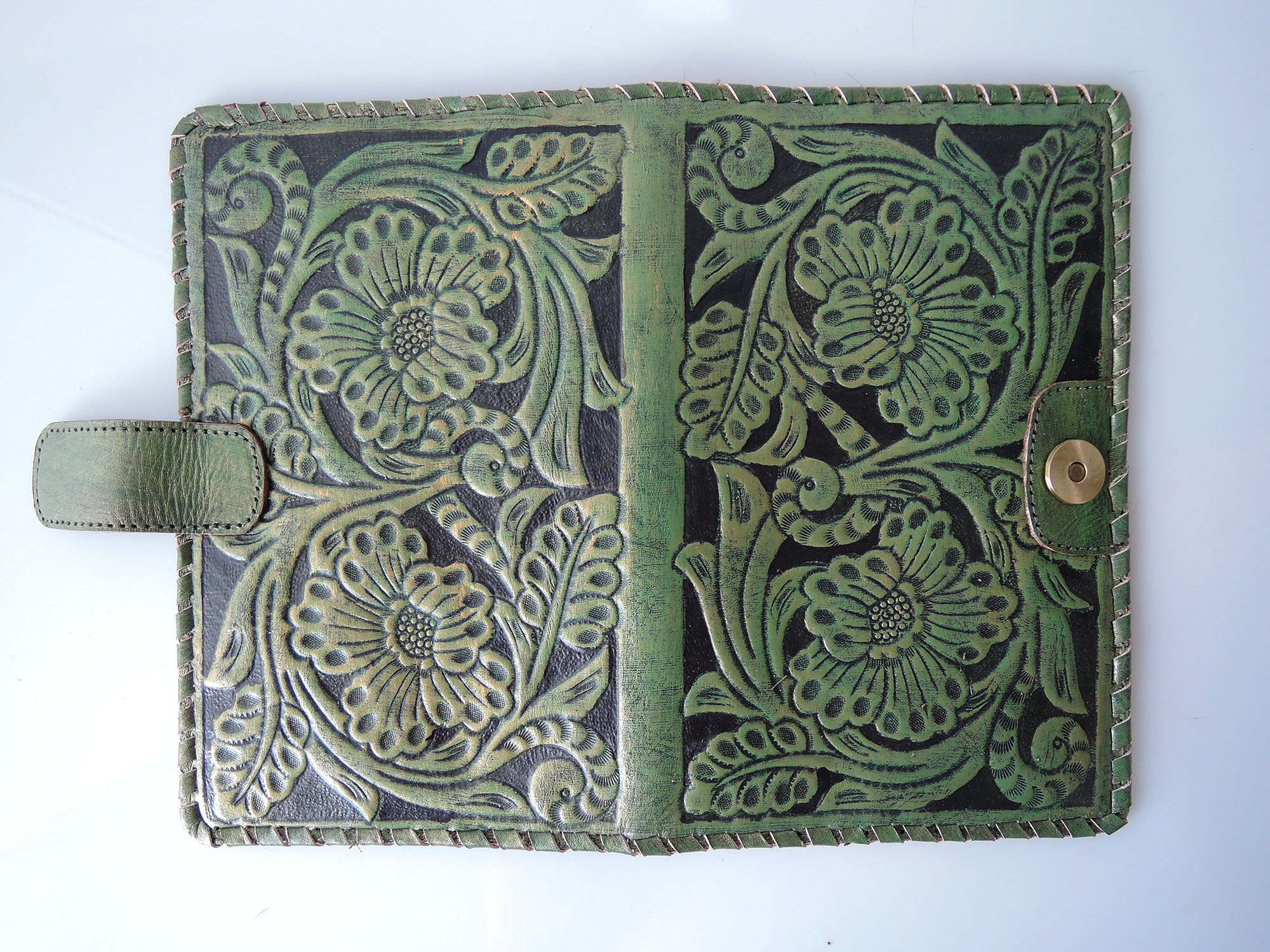 GREEN PASSPORT WALLET Tooled Leather Purse Green Biker Wallet Full ...