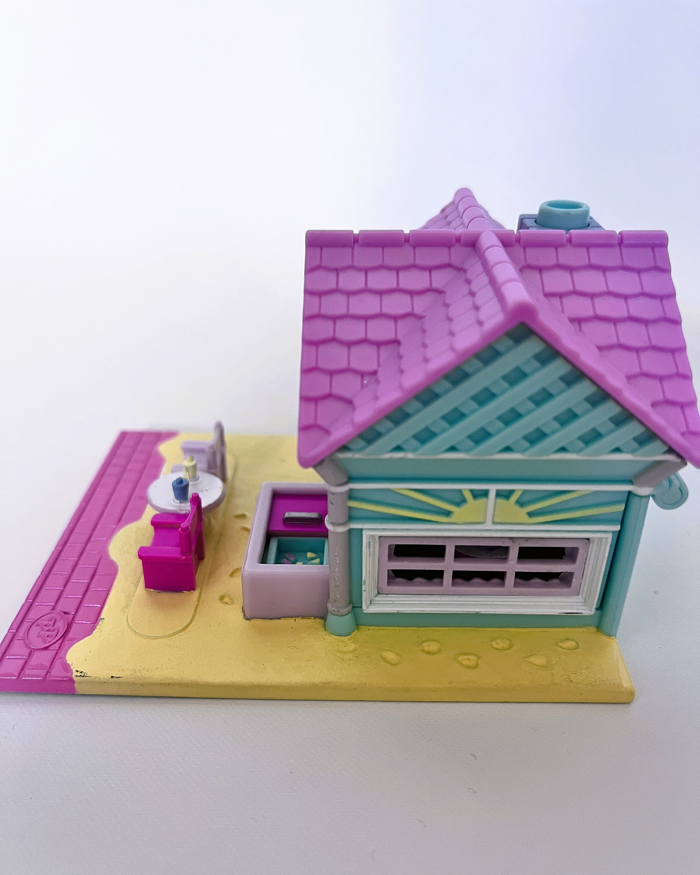 Polly Pocket Beach Café With 2 Dolls Polly Pocket and Lulu - Etsy