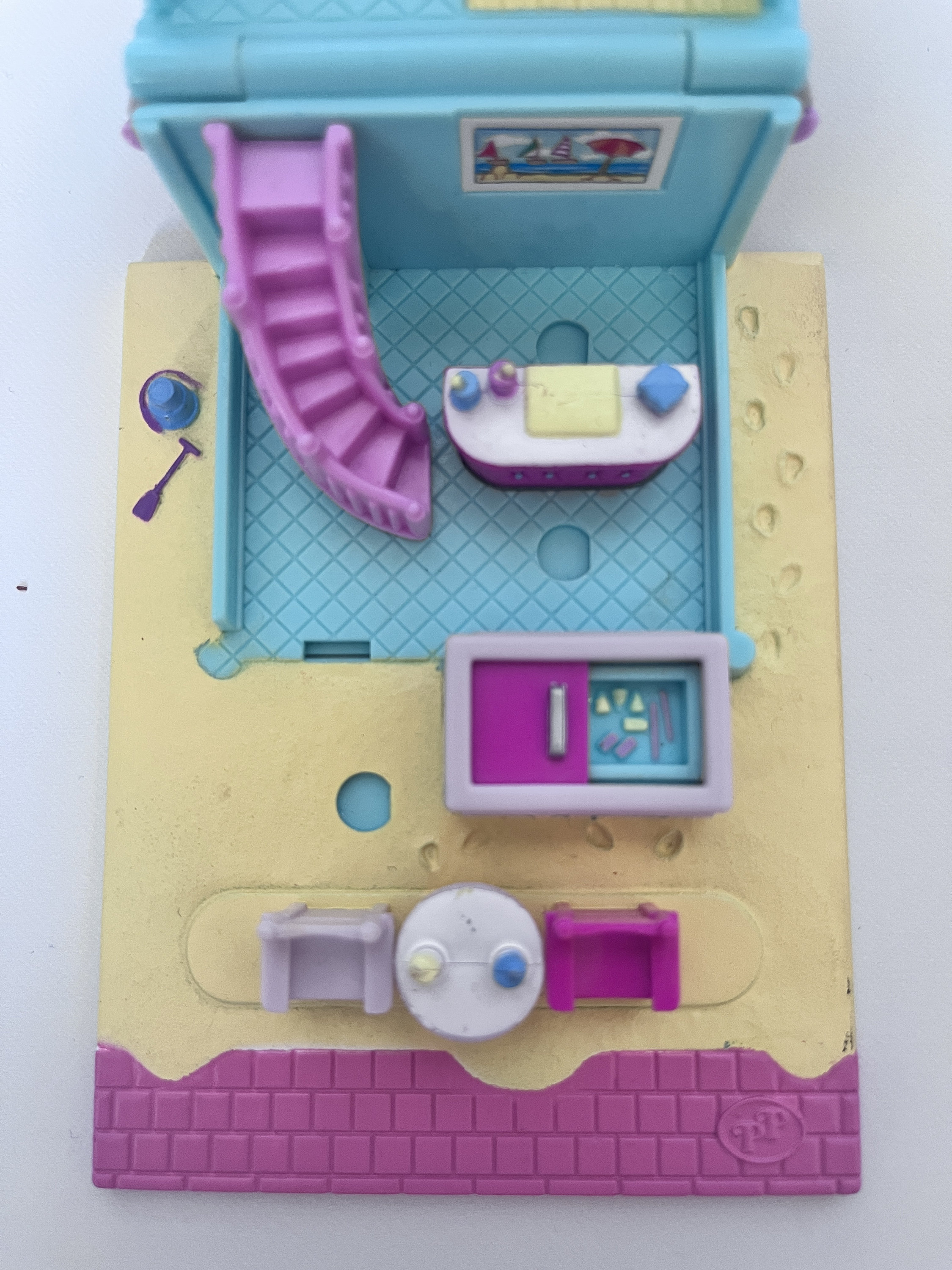 Polly Pocket Beach Café With 2 Dolls Polly Pocket and Lulu - Etsy