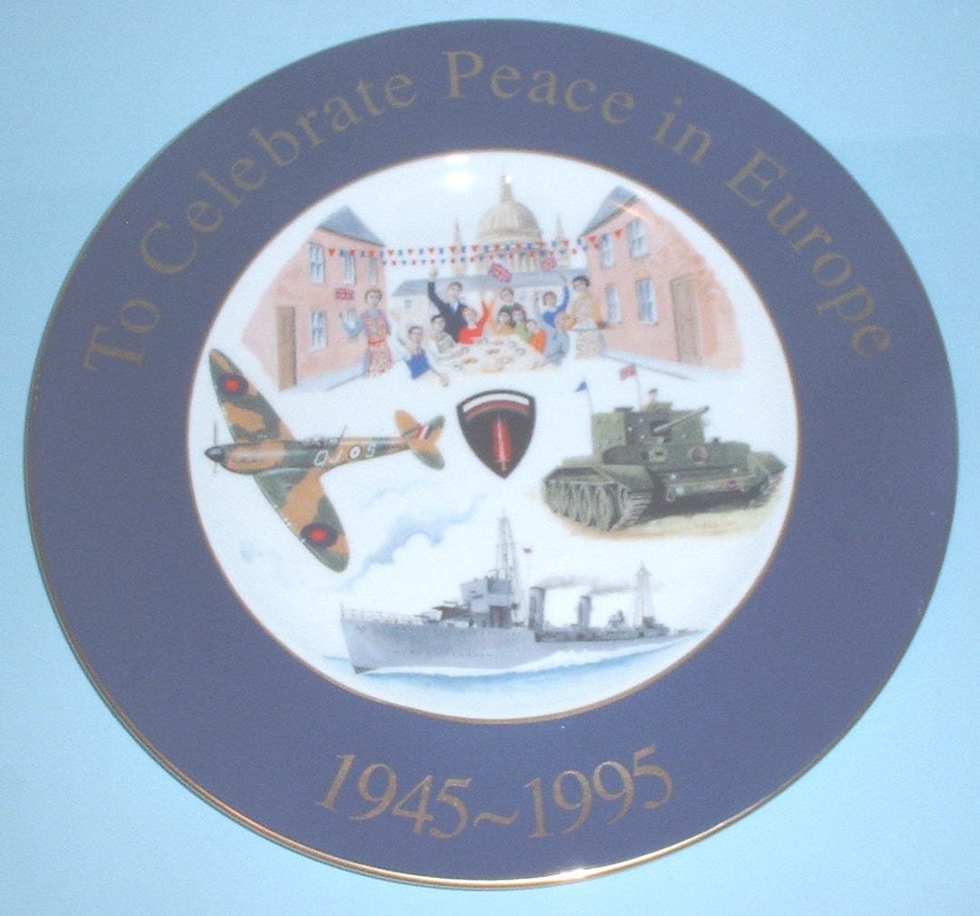 WWII "to Celebrate Peace in Europe 1945-1995" Collector Wall Plate - Etsy