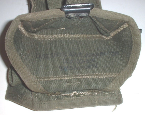 Militaria US Army M-1956 CASE Small Arms; unissued; 6 on back ...