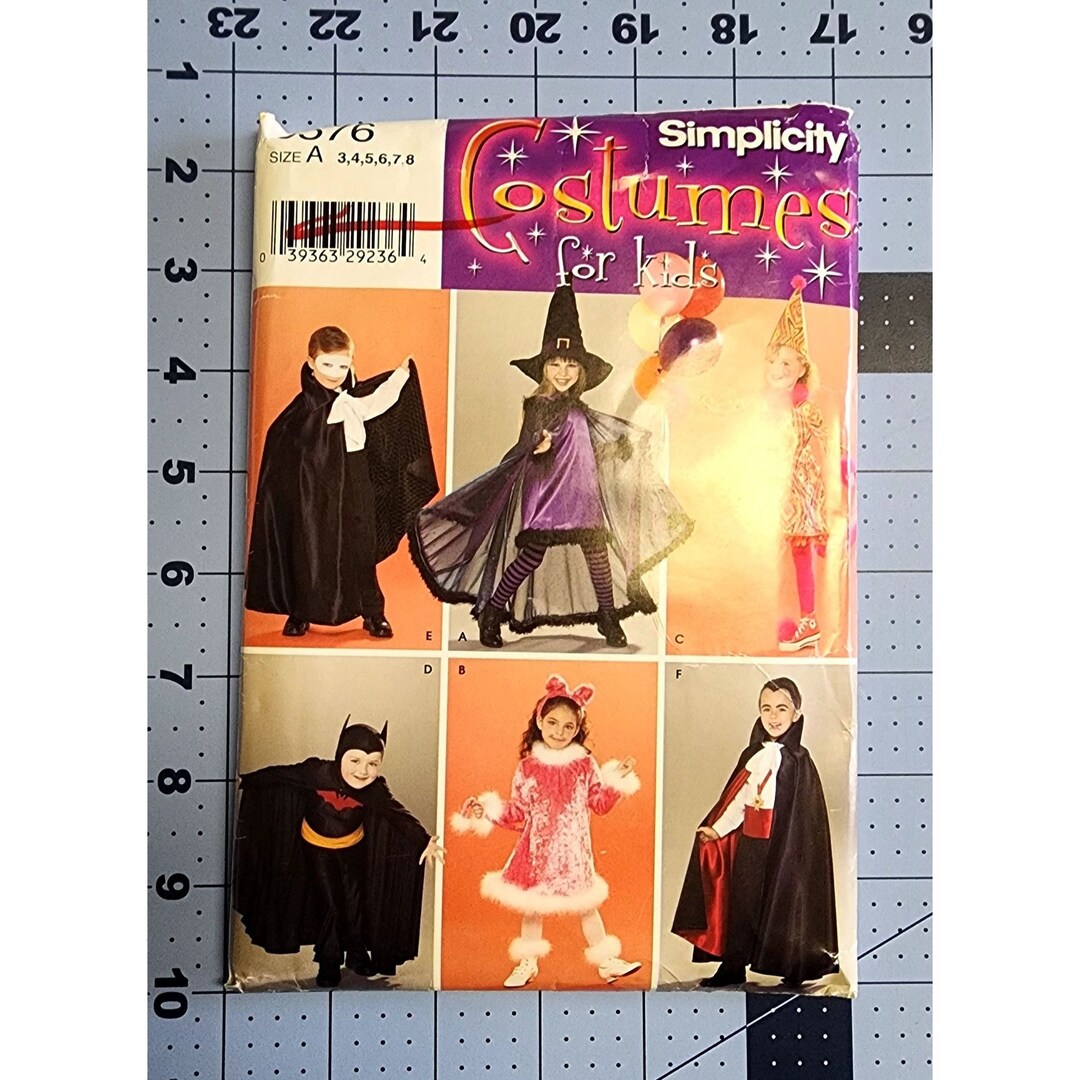 Simplicity 4411/0576 Halloween Cape Dress Costume Batman Cat Clown ...
