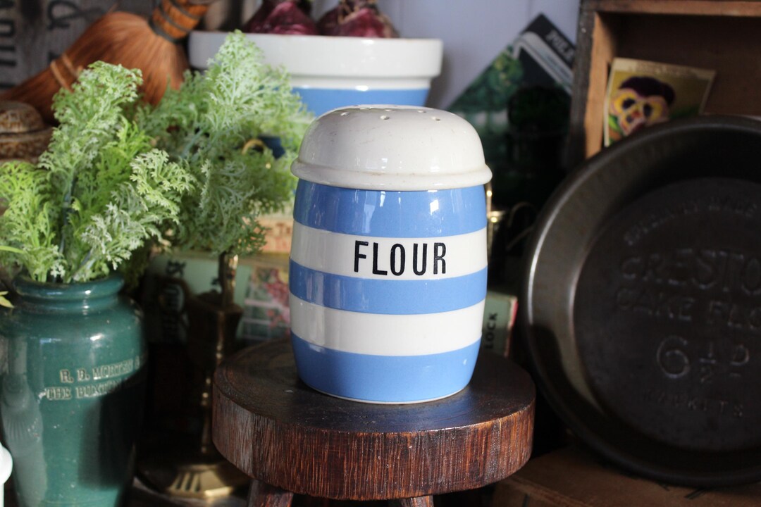 Vintage T G Green Cornishware Flour Shaker, Vintage Flour Shaker ...