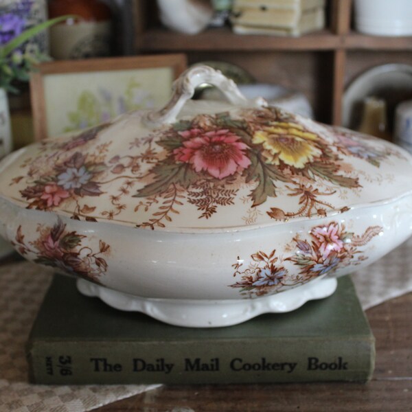 Antique Tureen - Etsy