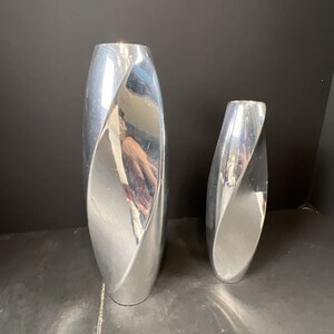Pair 2001 Nambe Studios Fred Bould Twist Vases # 6228, 6234 8.5” & 10.5 ...
