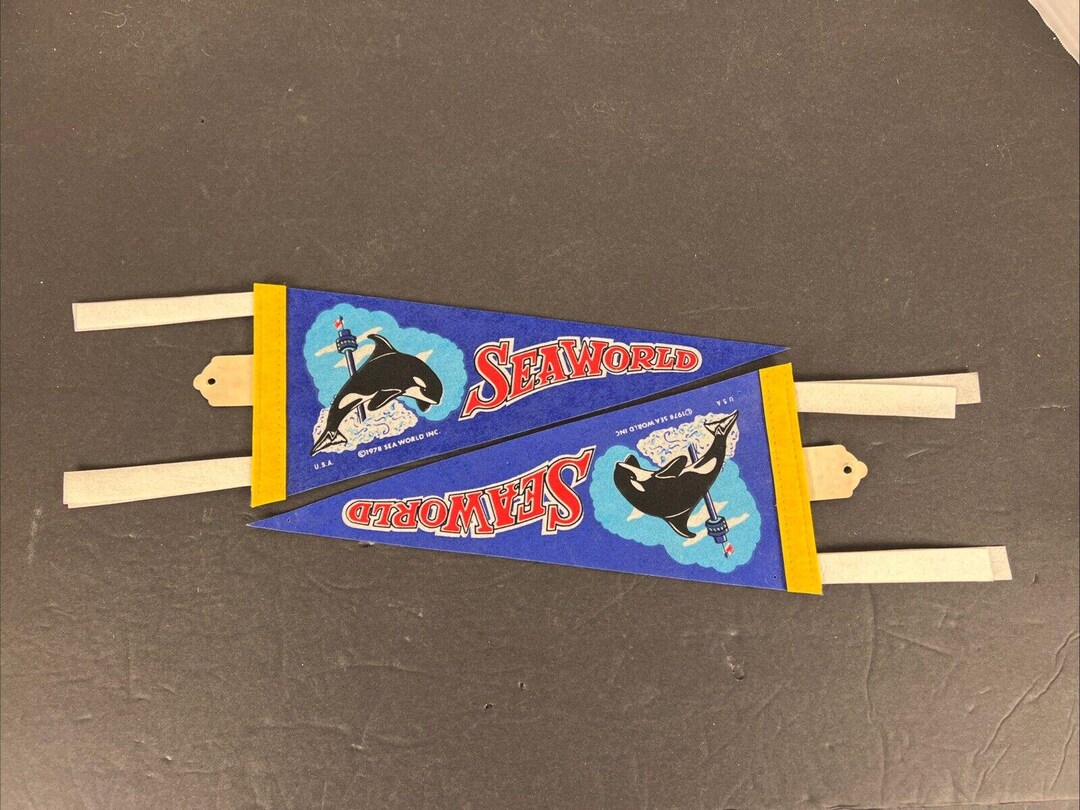 2 Seaworld 1978 Mini Vintage Retro Pennant Flags 11” Florida - Etsy