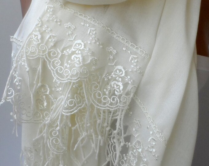 Summer Wedding Shawl in Cream Pashmina Bridesmaid Shawls With Cream ...