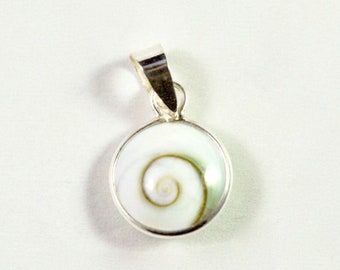 Shiva Shell Pendant | Etsy