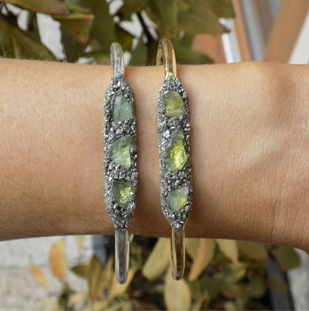 Raw Peridot Bracelet, August Birthstone Bracelet, Leo Gift, August ...