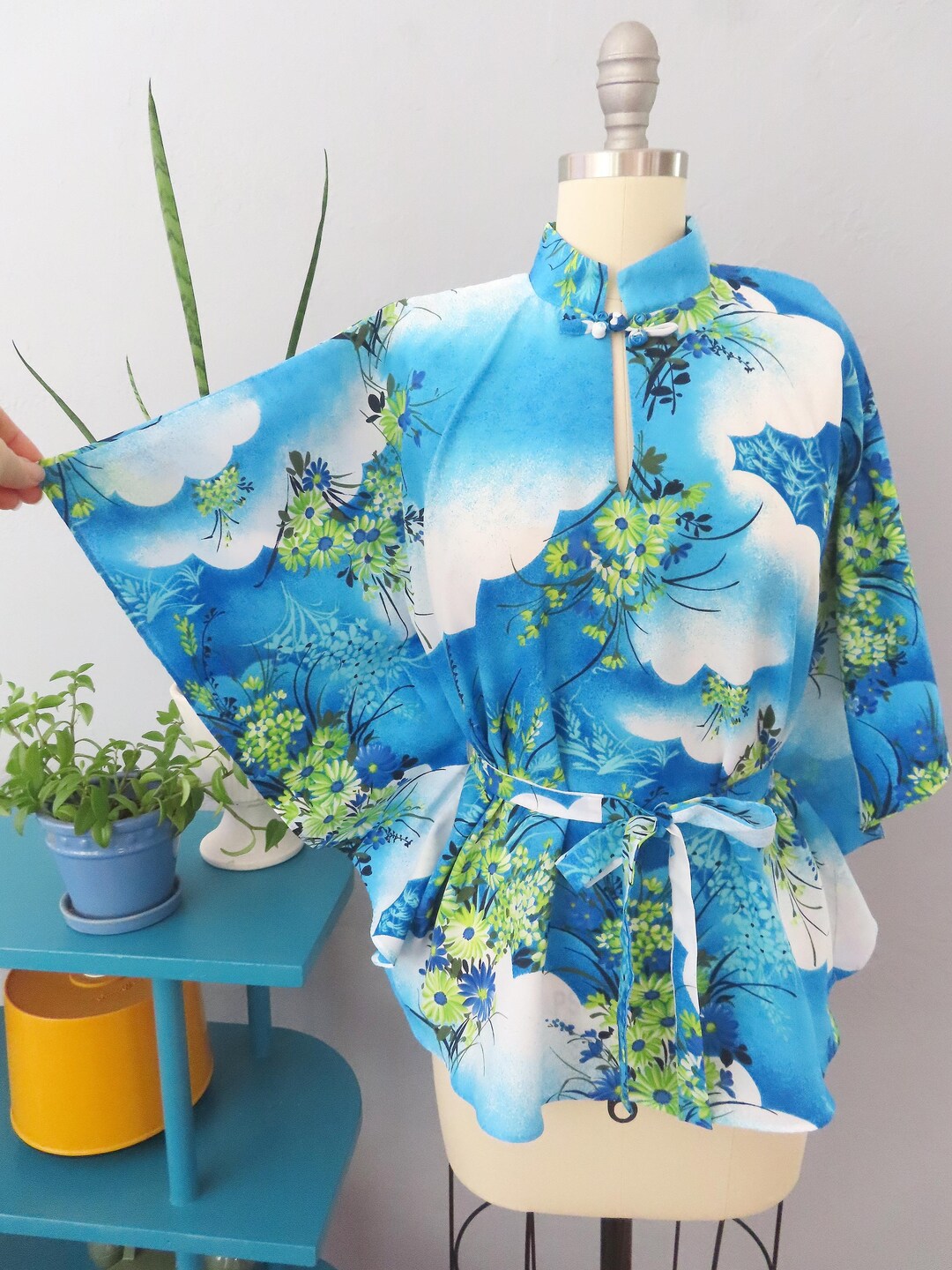 1970s Royal Palm Hawaiian Blue Floral Caftan Halftan Top | One Size ...