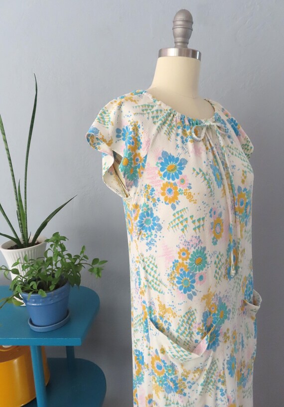 1960s blue & yellow floral terry cloth nightgown hous… - Gem