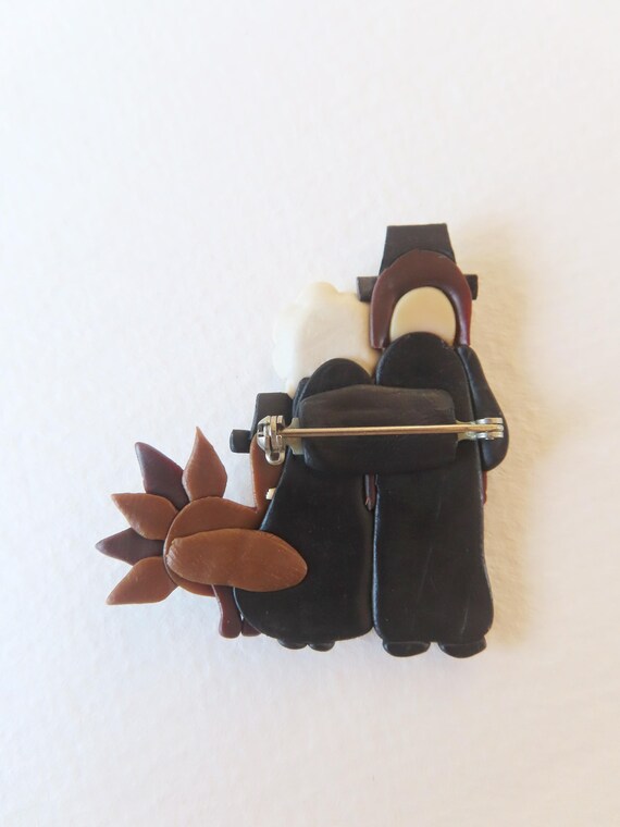 Vintage 1990s Polymer Clay Pilgrim Couple Brooch: Tha… - Gem