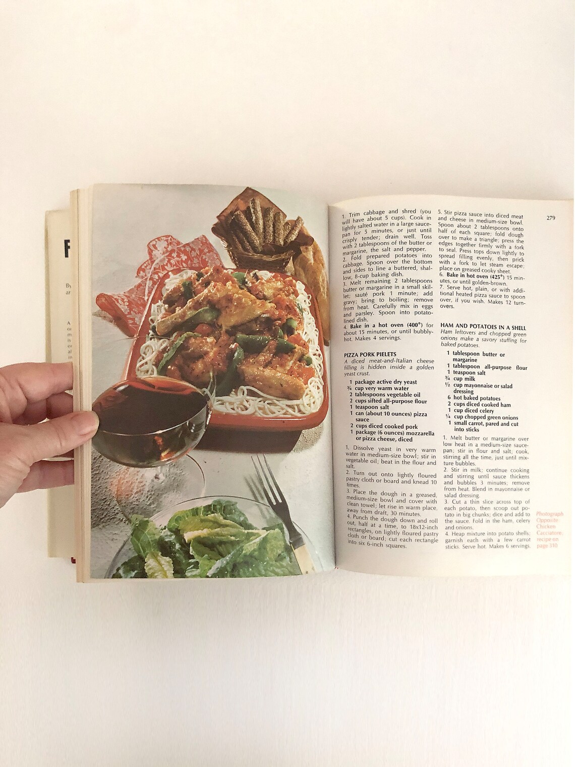 1974 the Family Circle Cookbook | Farmhouse Kitchen Vintage ...