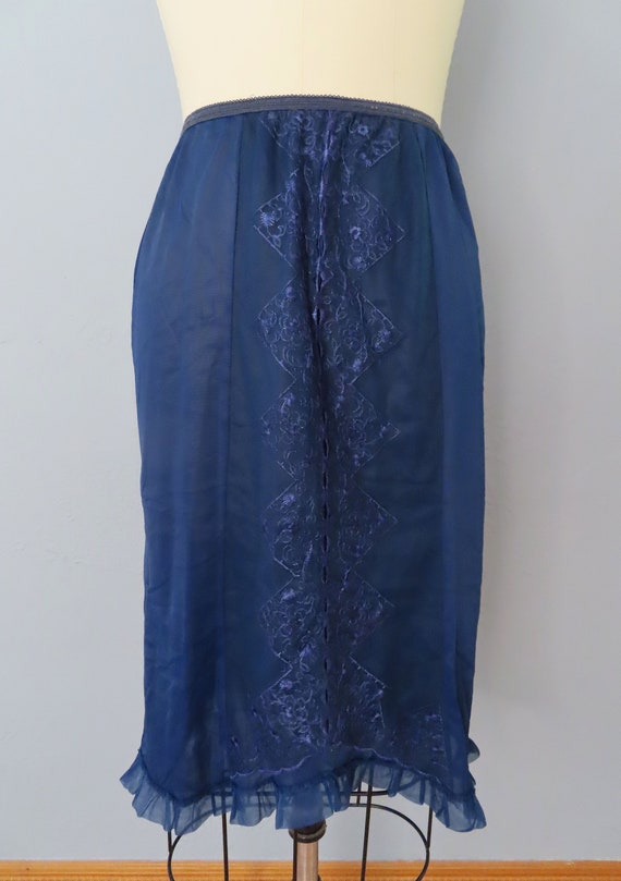 navy half slip - Gem