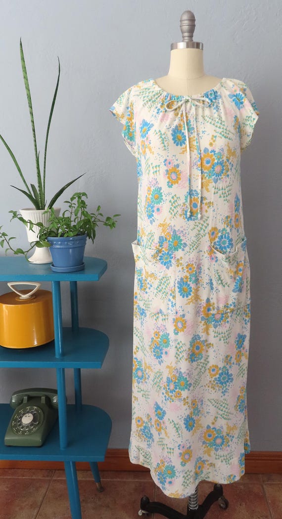 1960s blue & yellow floral terry cloth nightgown hous… - Gem