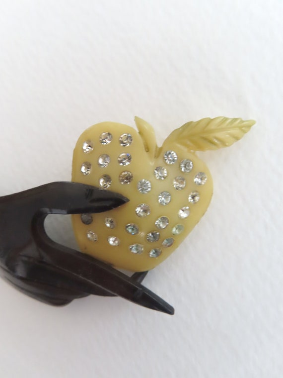 1940s iconic figural hand rhinestone brooch | resin g… - Gem