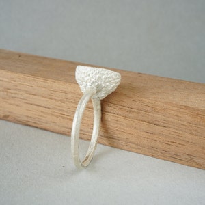 Silver Acorn Cupule Ring, Oak Twig Band, Nature Jewelry - Etsy
