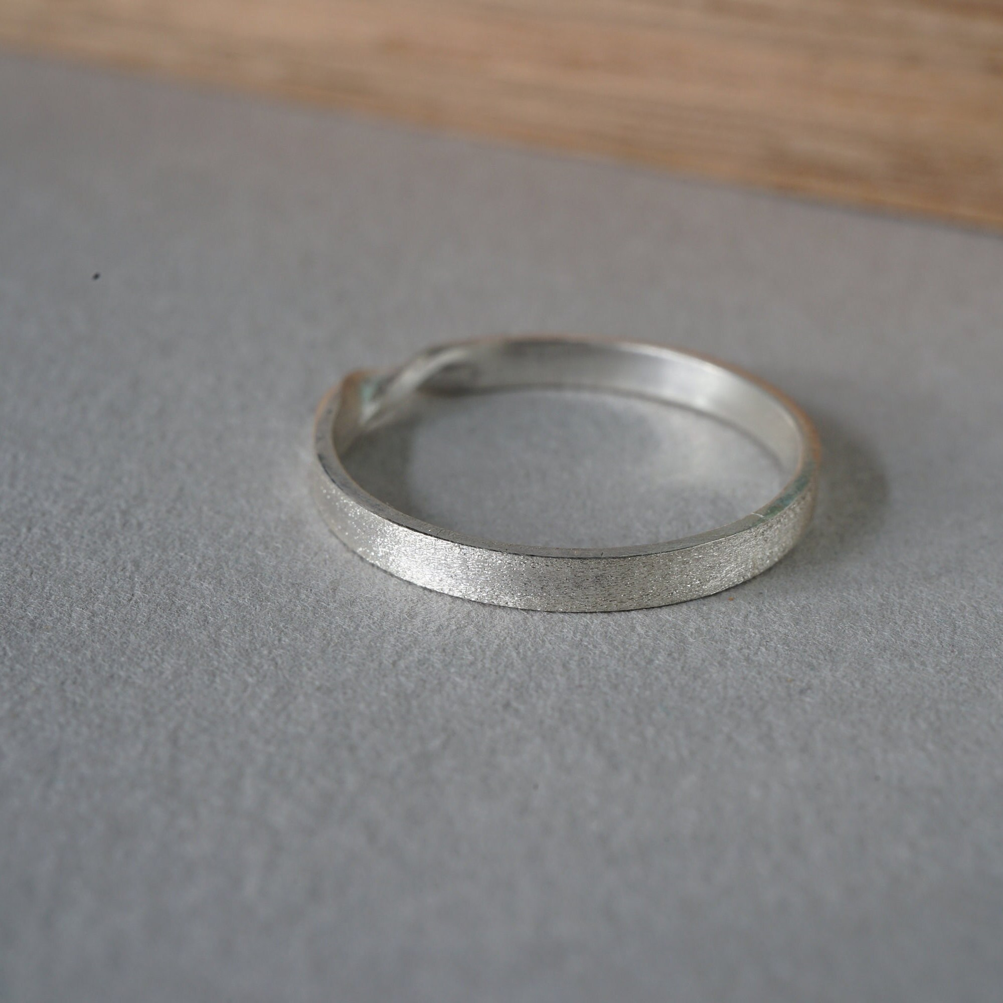 Dainty Mobius Twist Ring, Handmade Infinity Band - Etsy