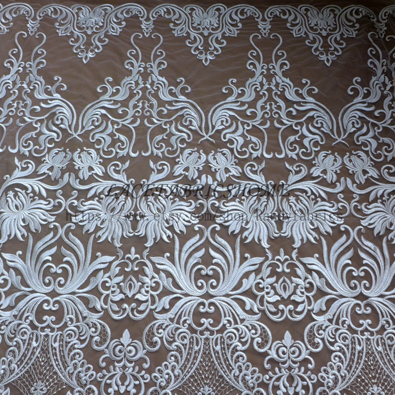 Beautiful Large Pattan off White/beige Rayon Silver Metallic - Etsy