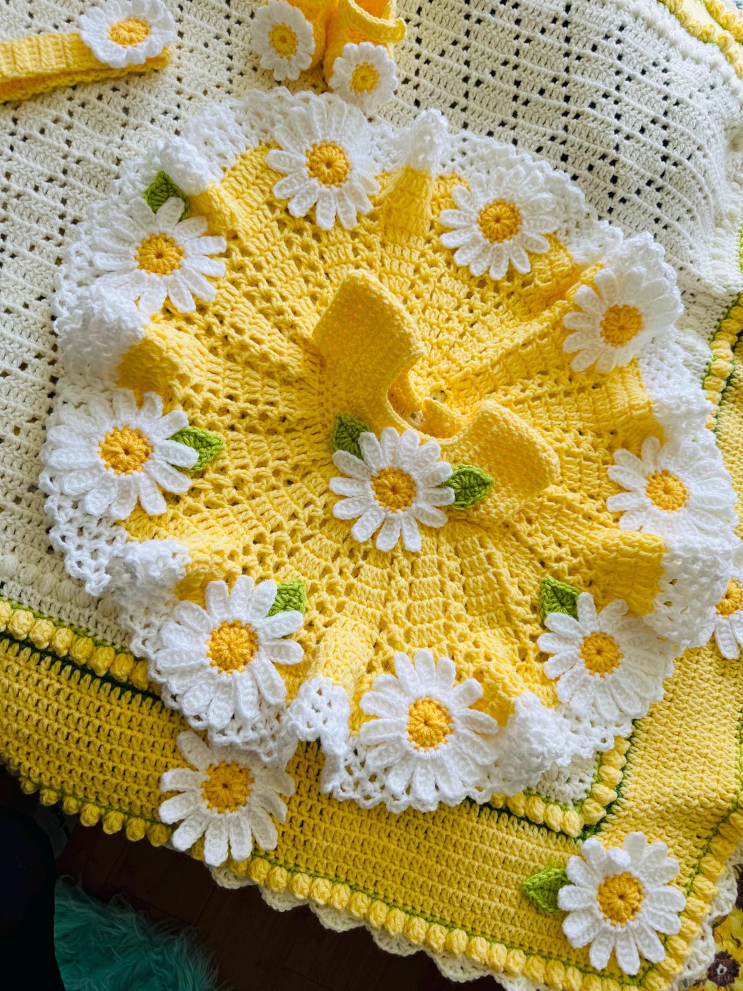 Beautiful Crochet Yellow Daisy Set With Blanket, Fits Newborn to Six ...