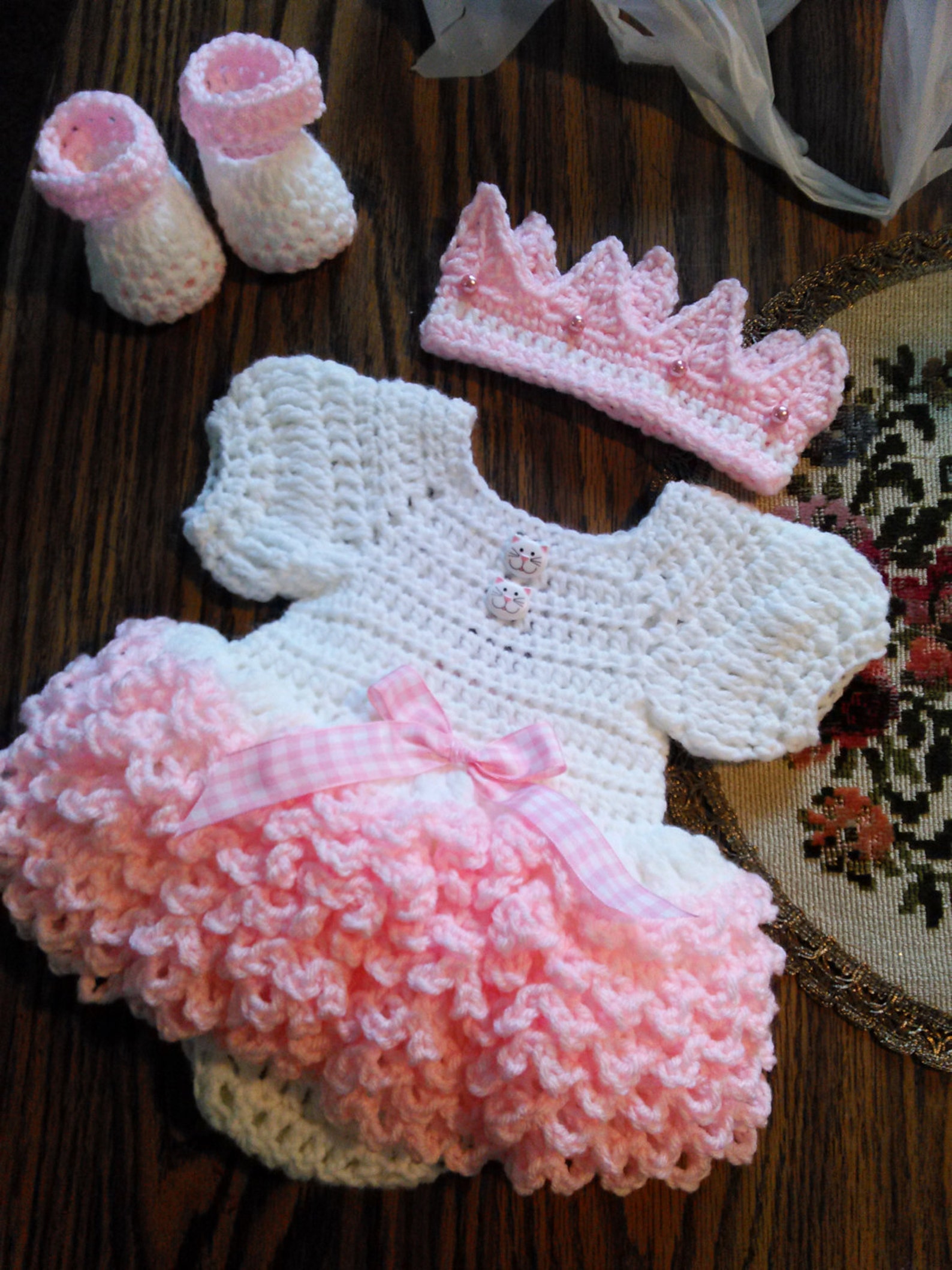 Super Ruffled Crochet Baby Dress Set. This One is Adorable It - Etsy
