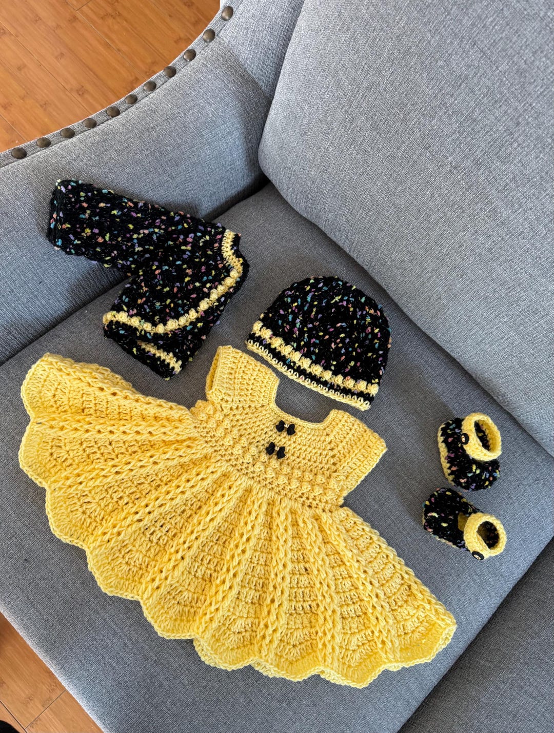 Cute Hand Crochet Super Soft and Cute Set With Sprinkles Yarn Hat and ...