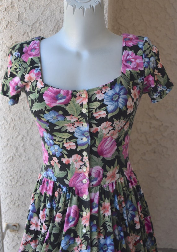Vintage Victoria Secret Floral Gem