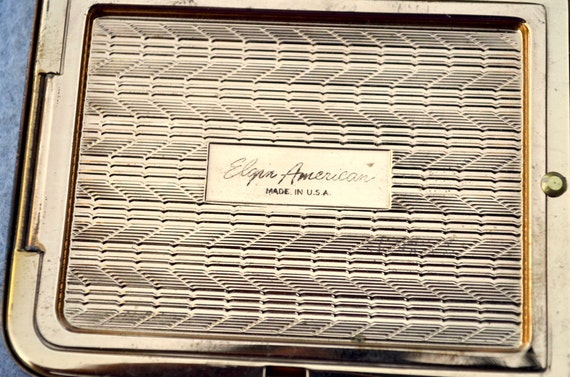Elgin American Etched and Engraved Compact Vintage - Gem