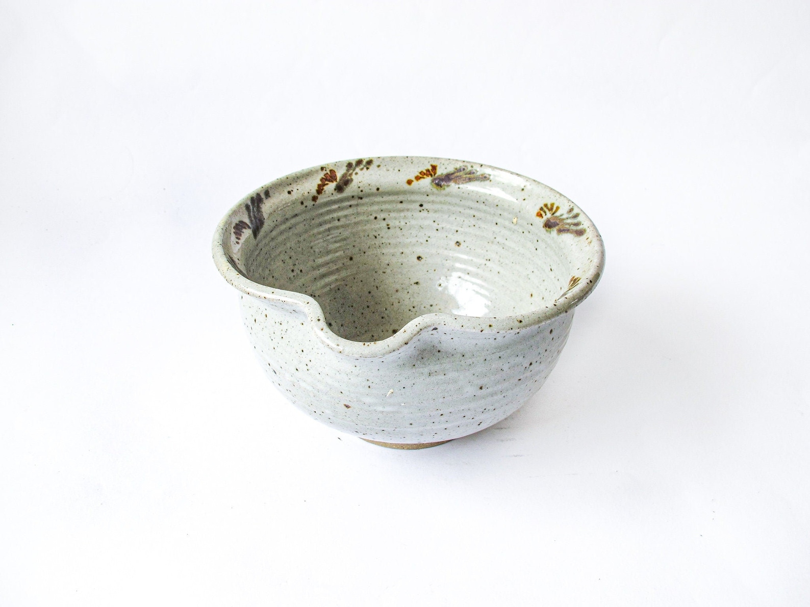 Ceramic Mixing Bowl With Spout and Handle - Etsy
