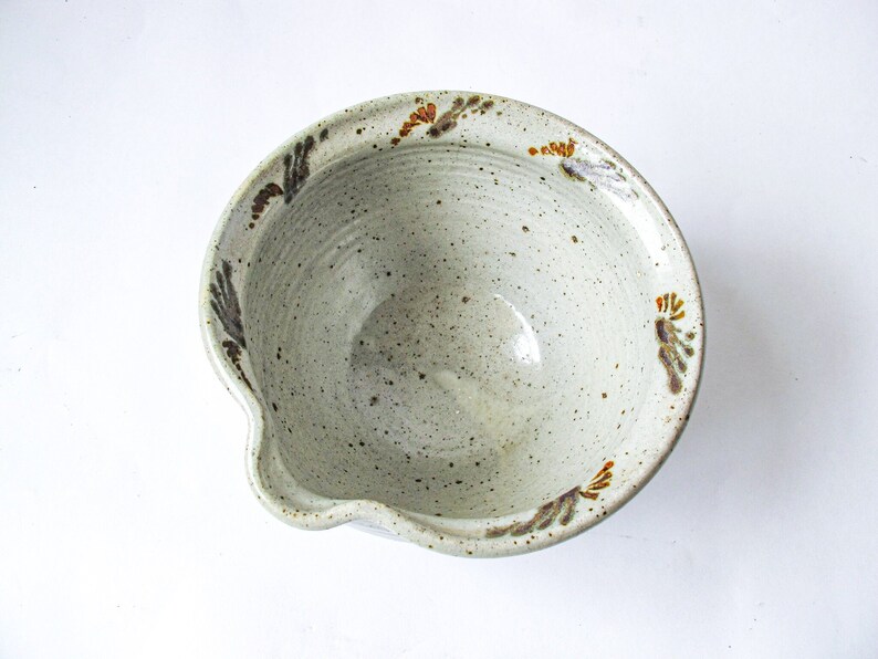 Ceramic Mixing Bowl With Spout and Handle - Etsy