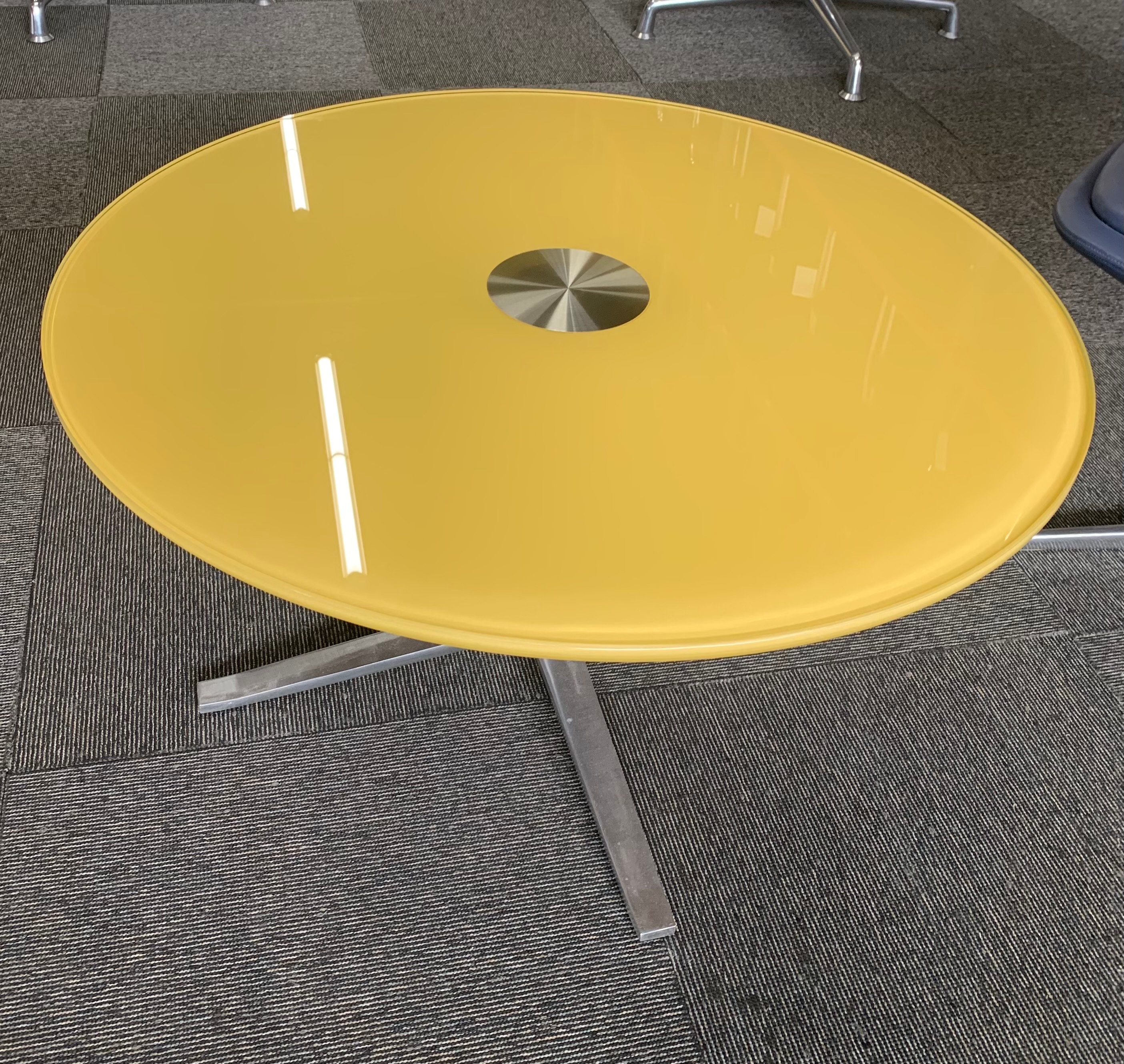 Steelcase Bob Occasional Table (yellow) - Etsy