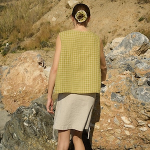 Jess Pickle Checks Linen Top - V-neck Sleeveless Top - Loose Silhouette ...