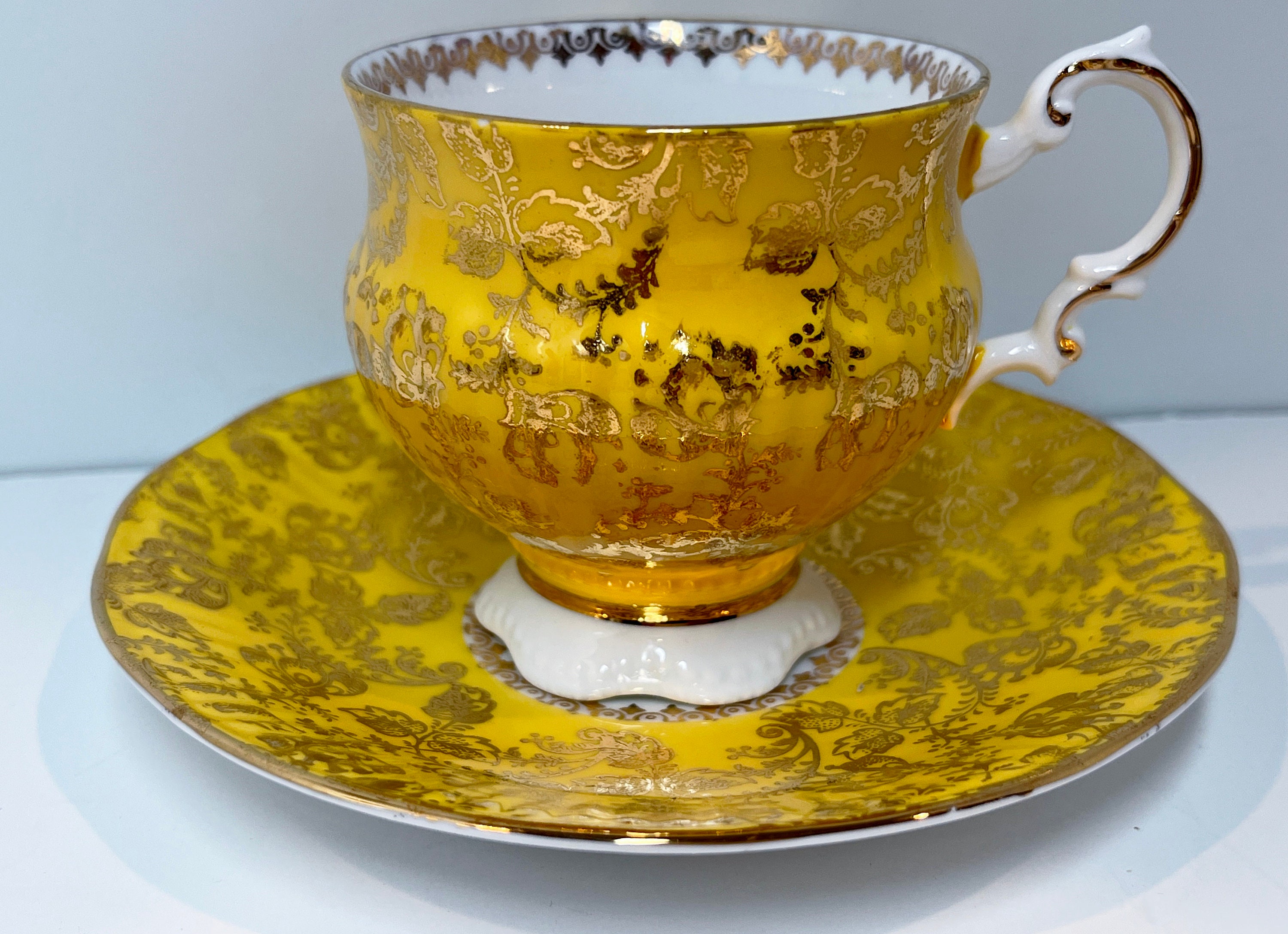 Yellow Gold Tea Cup and Saucer, Elizabethan Tea Cups, English Teacups ...