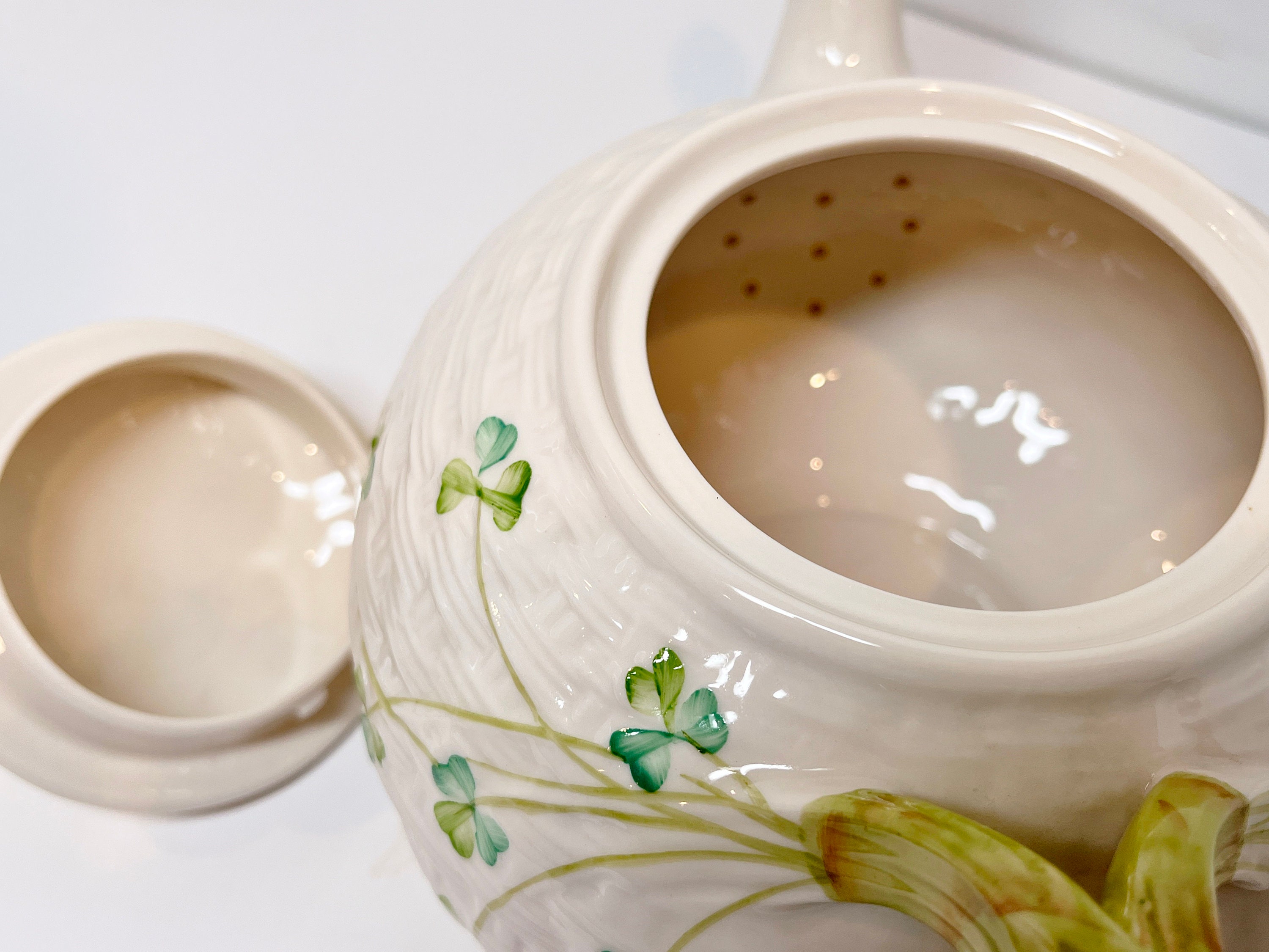 Large Shamrock Belleek Teapot, Shamrock Belleek, Green Mark Belleek ...