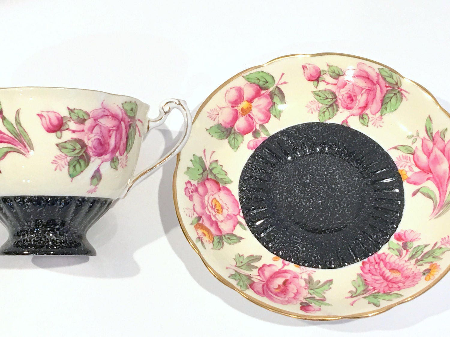 Pink Florette Roslyn Tea Cup and Saucer, Pink Flower Cups, Teacup and ...