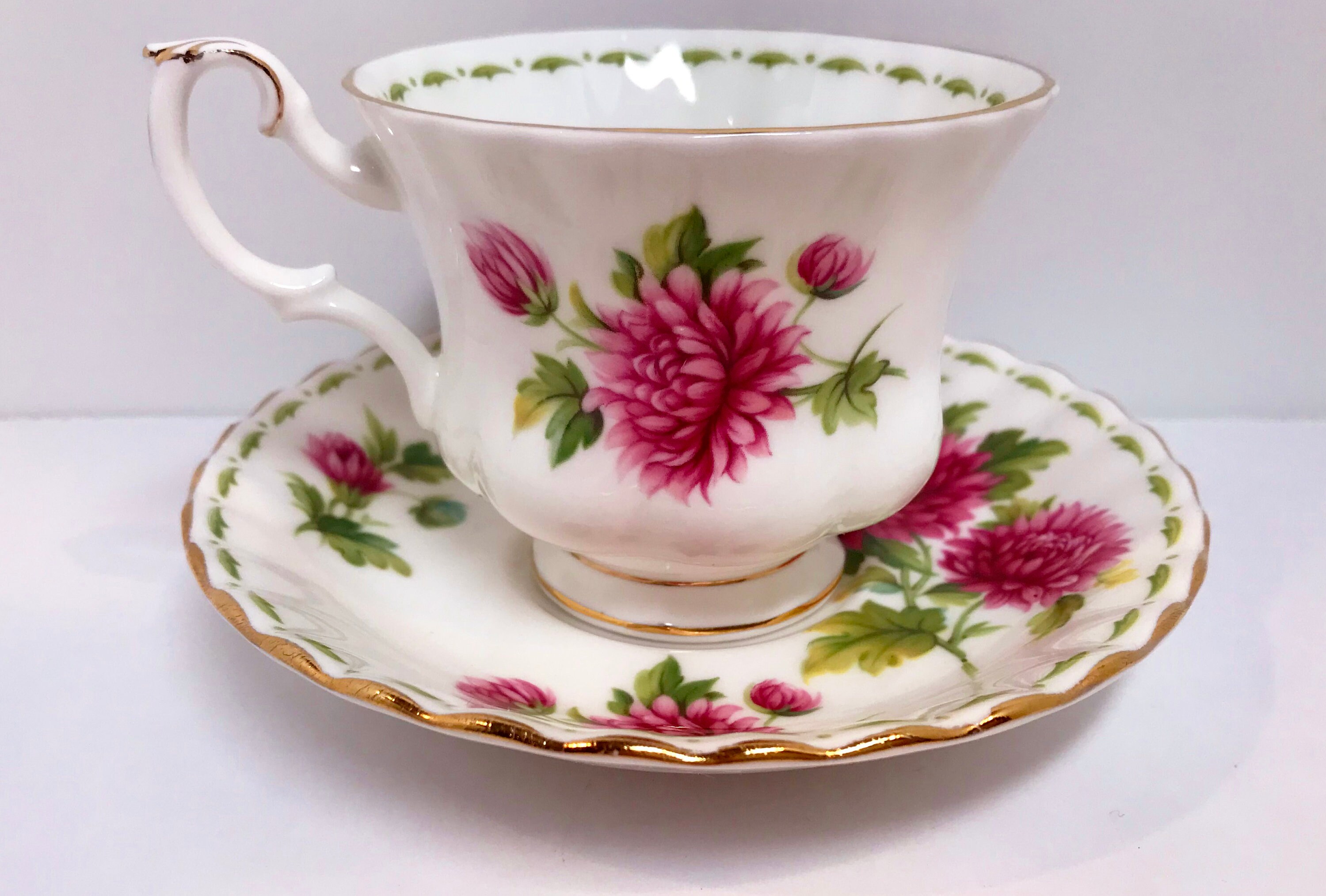 Chrysanthemum November Birthday Cup, Royal Albert Tea Cup and Saucer ...