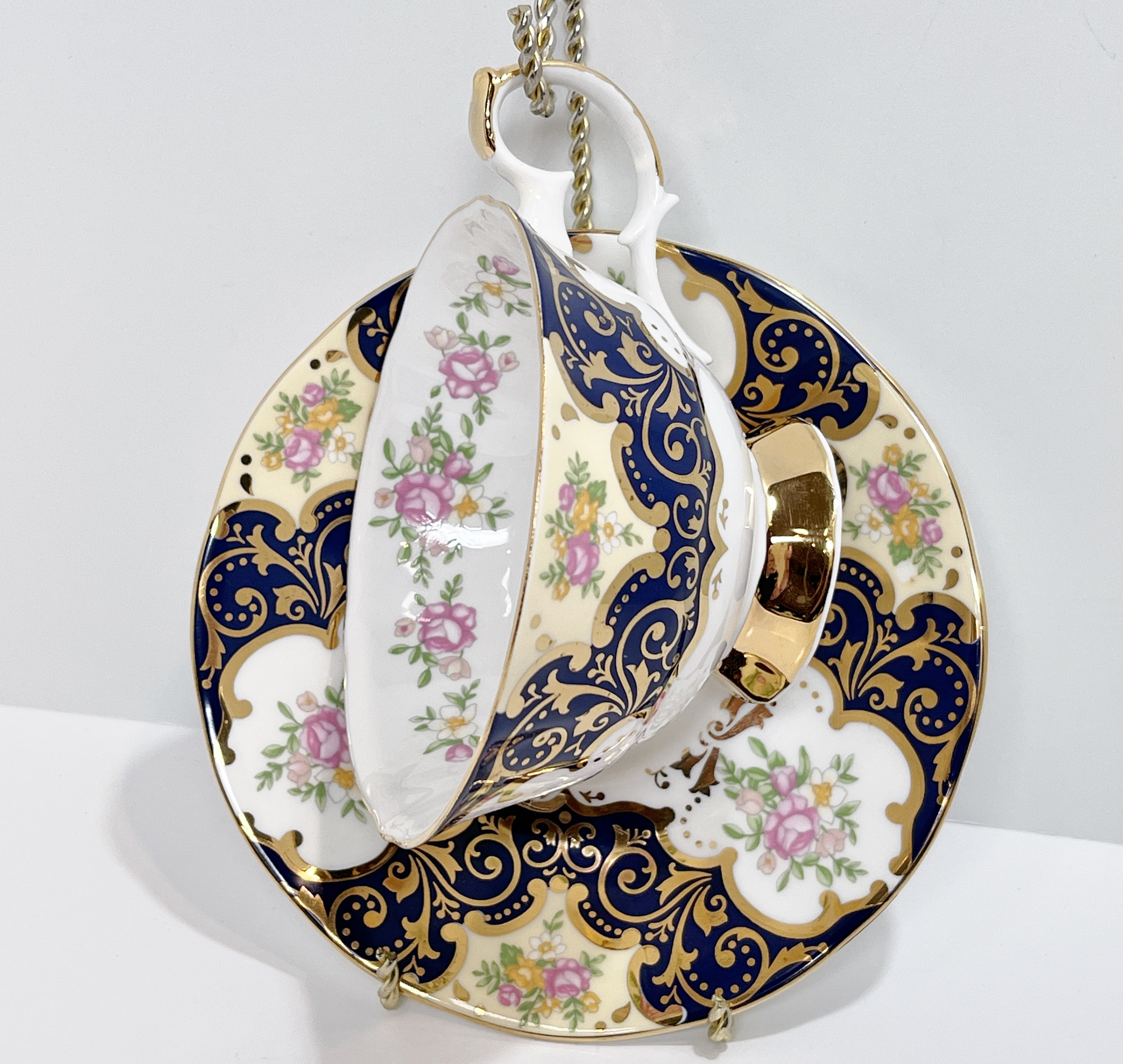 Balmoral Teacup , Navy Gold Tea Cup , Elizabethan Teacup , English ...